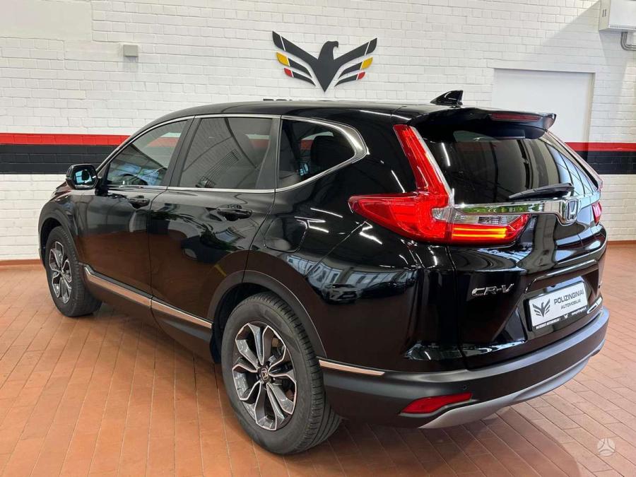 Black Honda CR-V 2021 in Kaunas, with an engine capacity of 2.00 L and mileage of 132 thousand km for 22900 €, photo 6 on AUTOMOTO.COM.LV