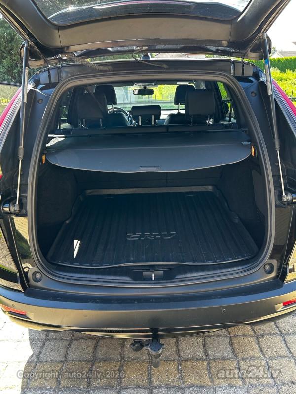 Melns Honda CR-V 2021 Tallina, ar dzinēja tilpumu 2.00 L un nobraukumu 125 tūkst. km par 26900 €, foto 10 vietnē AUTOMOTO.COM.LV