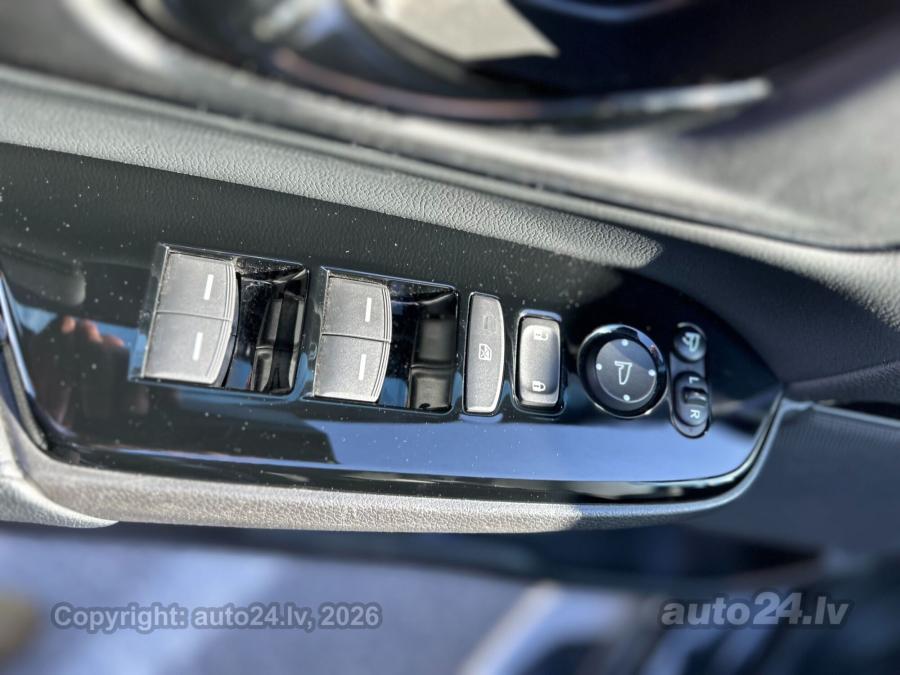 Melns Honda CR-V 2021 Tallina, ar dzinēja tilpumu 2.00 L un nobraukumu 125 tūkst. km par 26900 €, foto 14 vietnē AUTOMOTO.COM.LV