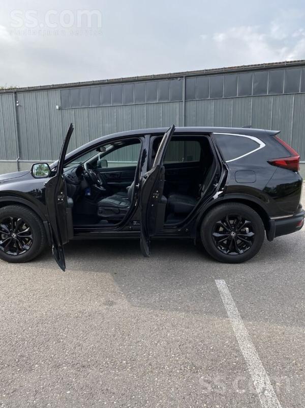 Melns Honda CR-V 2022 Daugavpils, ar dzinēja tilpumu 2.00 L un nobraukumu 25 tūkst. km par 35000 €, foto 8 vietnē AUTOMOTO.COM.LV
