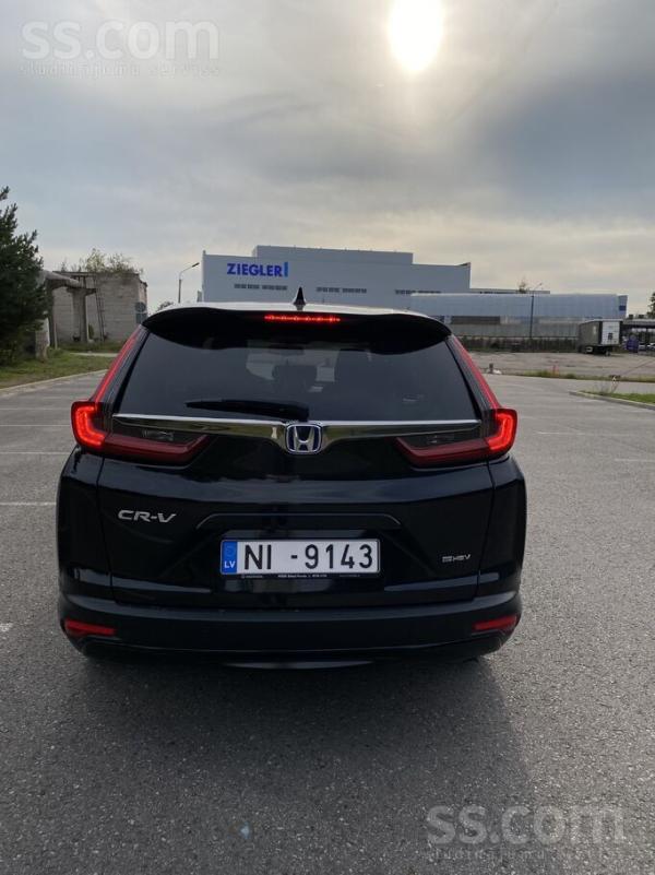 Melns Honda CR-V 2022 Daugavpils, ar dzinēja tilpumu 2.00 L un nobraukumu 25 tūkst. km par 35000 €, foto 9 vietnē AUTOMOTO.COM.LV