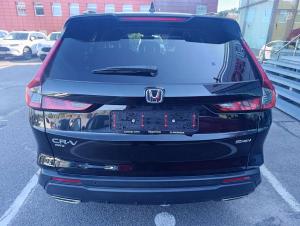 Black Honda CR-V 2024 in Vilnius, with an engine capacity of 1.99 L and mileage of 56 thousand km for 39900 €, photo 8 on AUTOMOTO.COM.LV