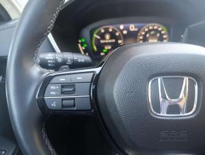 Black Honda CR-V 2024 in Vilnius, with an engine capacity of 1.99 L and mileage of 56 thousand km for 39900 €, photo 12 on AUTOMOTO.COM.LV