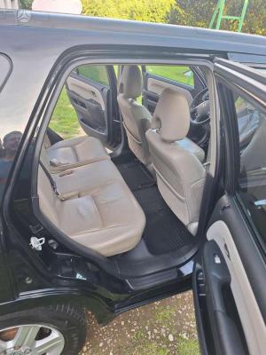 Black Honda CR-V 2005 in Kaunas, with an engine capacity of 2.20 L and mileage of 293 thousand km for 2850 €, photo 11 on AUTOMOTO.COM.LV