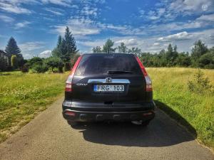 Melns Honda CR-V 2007 Panevēža, ar dzinēja tilpumu 2.20 L un nobraukumu 339 tūkst. km par 3900 €, foto 5 vietnē AUTOMOTO.COM.LV