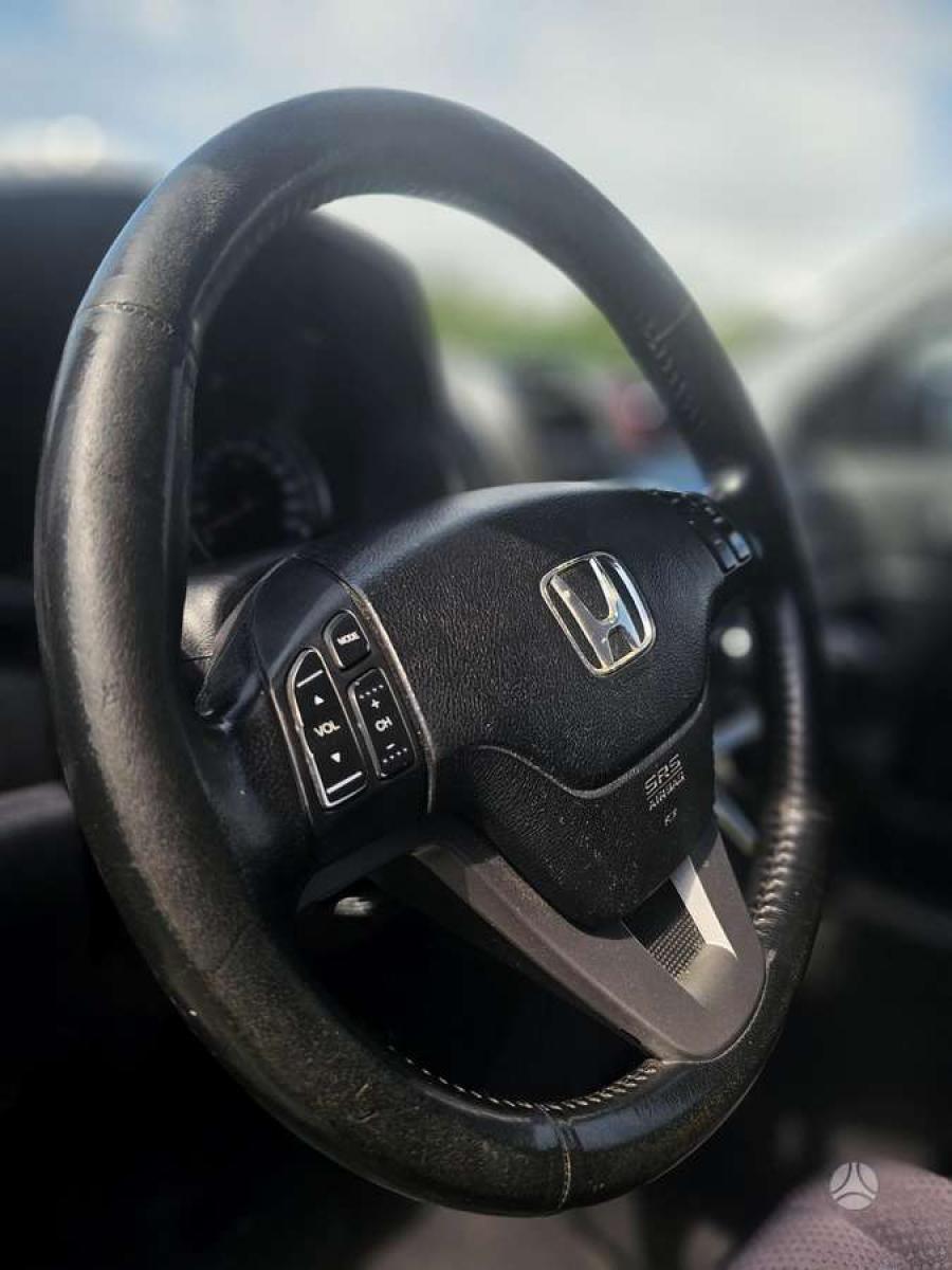 Melns Honda CR-V 2007 Panevēža, ar dzinēja tilpumu 2.20 L un nobraukumu 339 tūkst. km par 3900 €, foto 9 vietnē AUTOMOTO.COM.LV
