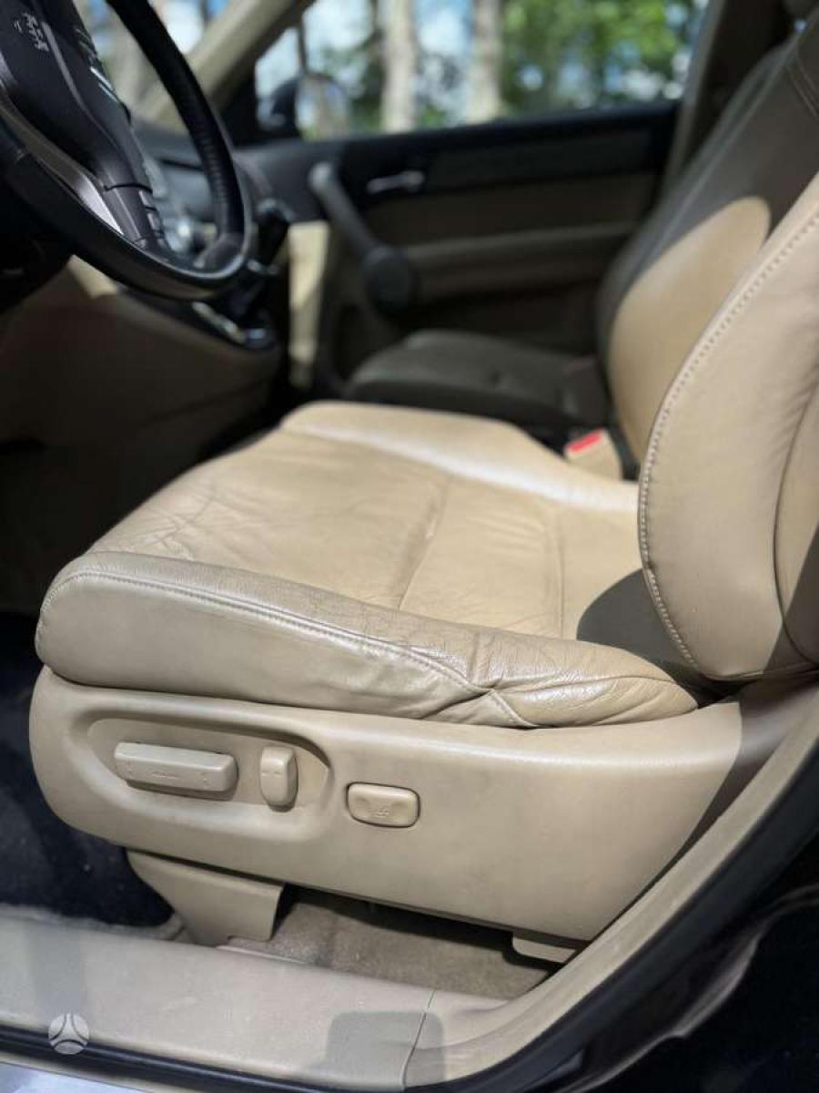 Melns Honda CR-V 2008 Ukmergė, ar dzinēja tilpumu 2.20 L un nobraukumu 244 tūkst. km par 4950 €, foto 16 vietnē AUTOMOTO.COM.LV