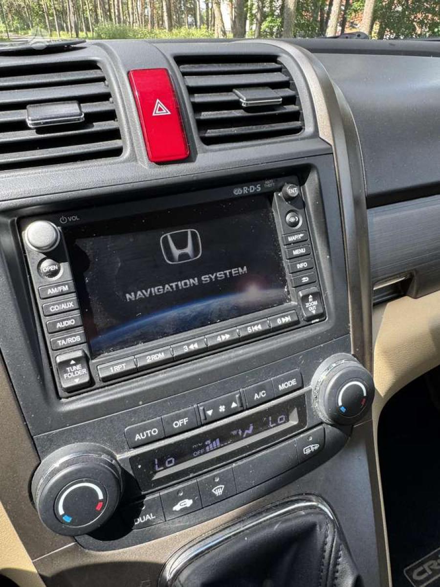 Melns Honda CR-V 2008 Ukmergė, ar dzinēja tilpumu 2.20 L un nobraukumu 244 tūkst. km par 4950 €, foto 20 vietnē AUTOMOTO.COM.LV
