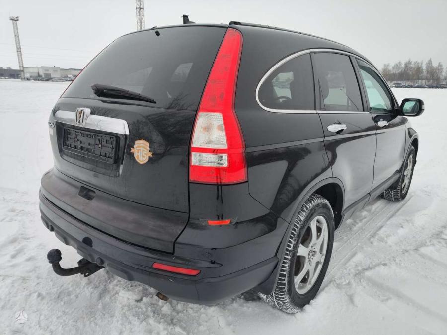 Melns Honda CR-V 2012 Marijampole, ar dzinēja tilpumu 2.20 L un nobraukumu 168 tūkst. km par 9350 €, foto 5 vietnē AUTOMOTO.COM.LV
