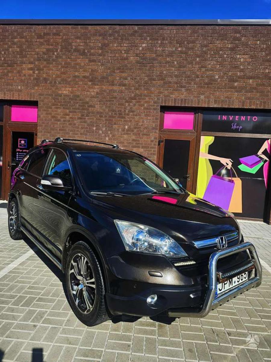 Melns Honda CR-V 2009 Kaišiadorys, ar dzinēja tilpumu 2.20 L un nobraukumu 323 tūkst. km par 5650 €, foto 3 vietnē AUTOMOTO.COM.LV