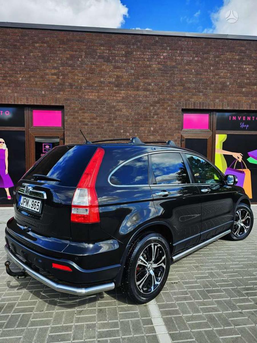 Melns Honda CR-V 2009 Kaišiadorys, ar dzinēja tilpumu 2.20 L un nobraukumu 323 tūkst. km par 5650 €, foto 17 vietnē AUTOMOTO.COM.LV