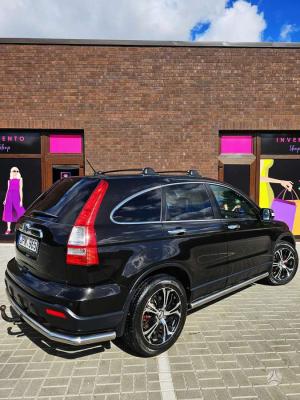 Melns Honda CR-V 2009 Kaišiadorys, ar dzinēja tilpumu 2.20 L un nobraukumu 323 tūkst. km par 5650 €, foto 21 vietnē AUTOMOTO.COM.LV