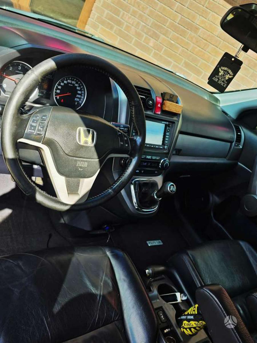 Melns Honda CR-V 2009 Kaišiadorys, ar dzinēja tilpumu 2.20 L un nobraukumu 323 tūkst. km par 5650 €, foto 36 vietnē AUTOMOTO.COM.LV