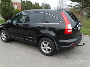 Melns Honda CR-V 2009 Rīga, ar dzinēja tilpumu 2.20 L un nobraukumu 330 tūkst. km par 5550 €, foto 4 vietnē AUTOMOTO.COM.LV