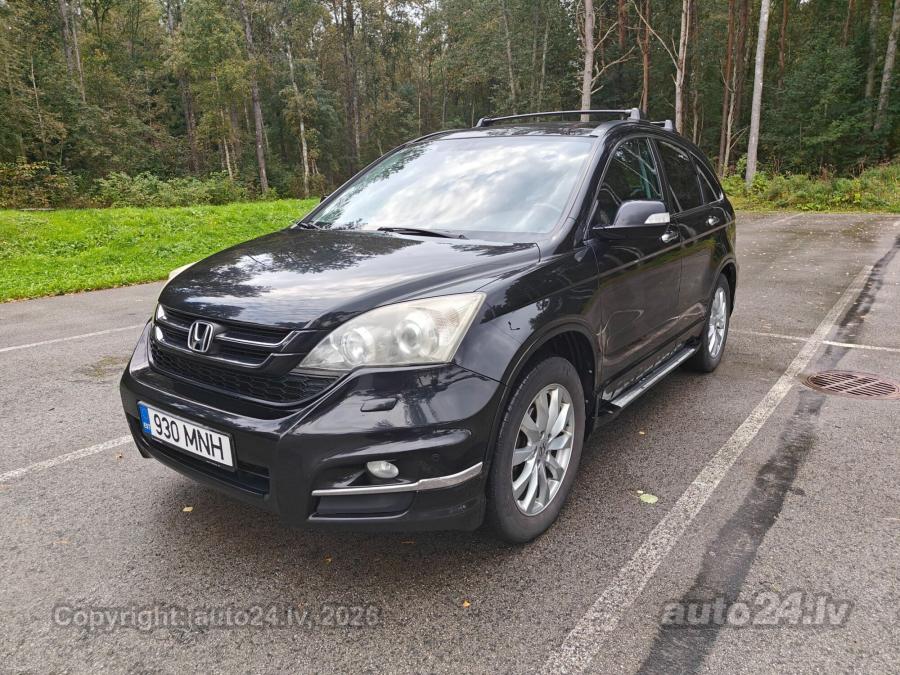Black Honda CR-V 2010 in Tallinn, with an engine capacity of 2.00 L and mileage of 259 thousand km for 7000 €, photo 1 on AUTOMOTO.COM.LV