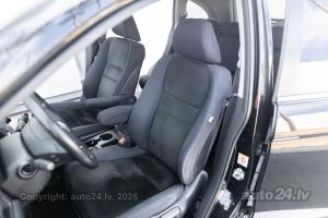 Melns Honda CR-V 2012 Tallina, ar dzinēja tilpumu 2.00 L un nobraukumu 126 tūkst. km par 8500 €, foto 14 vietnē AUTOMOTO.COM.LV