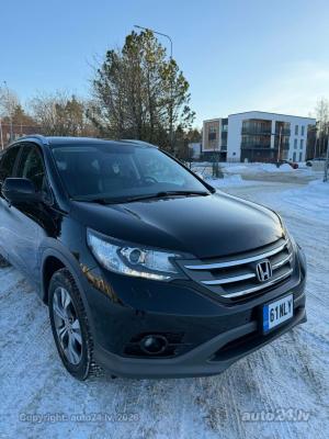 Black Honda CR-V 2013 in Tallinn, with an engine capacity of 2.20 L and mileage of 97 thousand km for 16500 €, photo 7 on AUTOMOTO.COM.LV