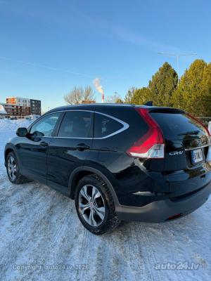Black Honda CR-V 2013 in Tallinn, with an engine capacity of 2.20 L and mileage of 97 thousand km for 16500 €, photo 8 on AUTOMOTO.COM.LV