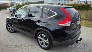 Black Honda CR-V 2013 in Tallinn, with an engine capacity of 2.20 L and mileage of 193 thousand km for 12990 €, photo 8 on AUTOMOTO.COM.LV