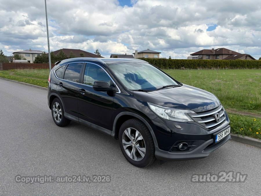 Black Honda CR-V 2013 in Tallinn, with an engine capacity of 2.00 L and mileage of 253 thousand km for 10700 €, photo 1 on AUTOMOTO.COM.LV