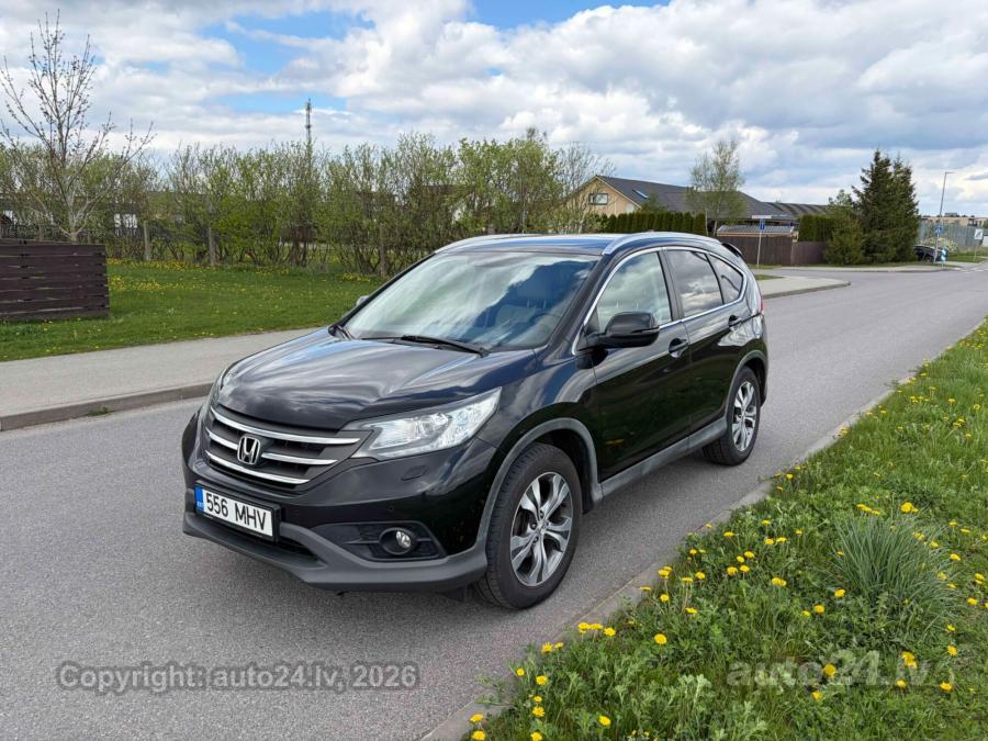 Black Honda CR-V 2013 in Tallinn, with an engine capacity of 2.00 L and mileage of 253 thousand km for 10700 €, photo 3 on AUTOMOTO.COM.LV