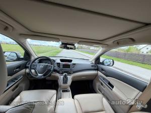 Black Honda CR-V 2013 in Tallinn, with an engine capacity of 2.00 L and mileage of 253 thousand km for 10700 €, photo 9 on AUTOMOTO.COM.LV