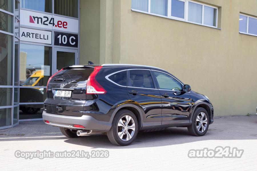 Melns Honda CR-V 2013 Tallina, ar dzinēja tilpumu 2.20 L un nobraukumu 128 tūkst. km par 11990 €, foto 3 vietnē AUTOMOTO.COM.LV