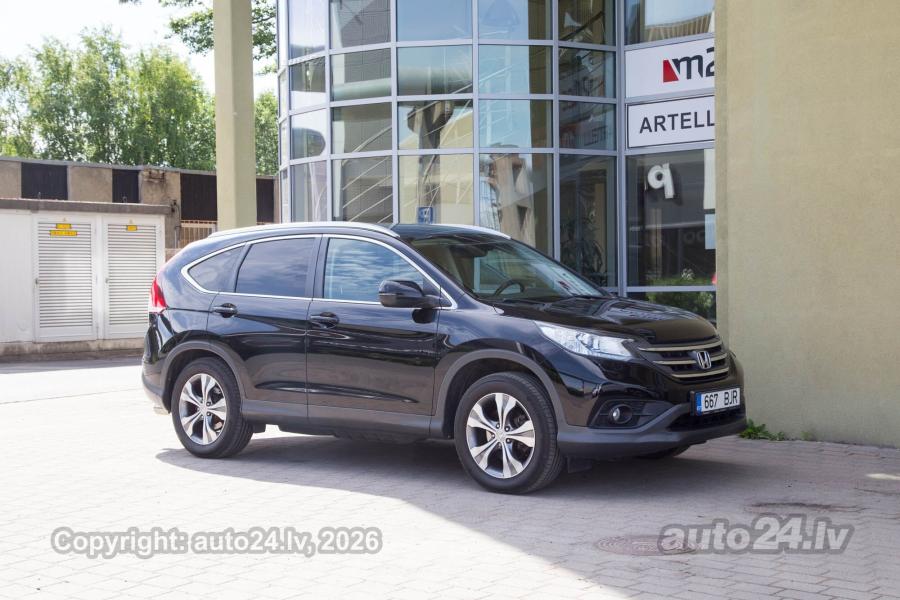 Melns Honda CR-V 2013 Tallina, ar dzinēja tilpumu 2.20 L un nobraukumu 128 tūkst. km par 11990 €, foto 5 vietnē AUTOMOTO.COM.LV