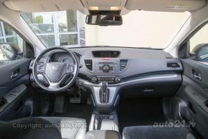 Melns Honda CR-V 2013 Tallina, ar dzinēja tilpumu 2.20 L un nobraukumu 128 tūkst. km par 11990 €, foto 10 vietnē AUTOMOTO.COM.LV
