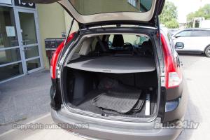 Melns Honda CR-V 2013 Tallina, ar dzinēja tilpumu 2.20 L un nobraukumu 128 tūkst. km par 11990 €, foto 17 vietnē AUTOMOTO.COM.LV