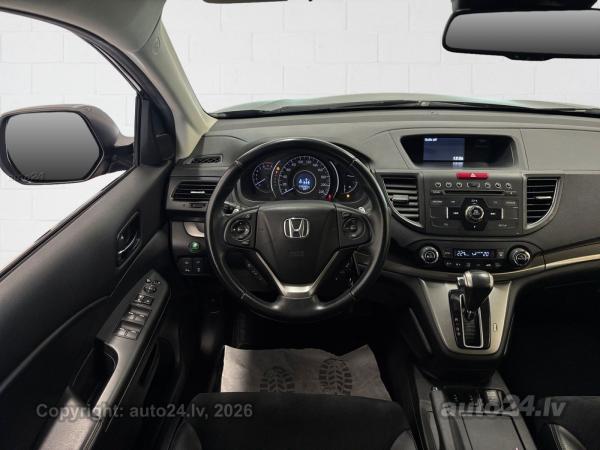 Black Honda CR-V 2013 in Tartu, with an engine capacity of 2.00 L and mileage of 173 thousand km for 10490 €, photo 10 on AUTOMOTO.COM.LV