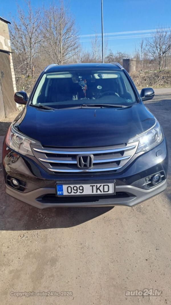 Хонда СРВ 2013 в Таллин на AUTOMOTO.COM.LV Черный Хонда СРВ 2013 в Таллин, объемом двигателя 2.00 л и пробегом 197 тыс. км за 10000 €, фото 1 на AUTOMOTO.COM.LV