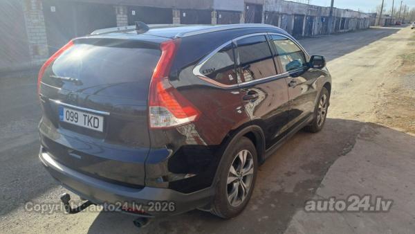 Хонда СРВ 2013 в Таллин на AUTOMOTO.COM.LV Черный Хонда СРВ 2013 в Таллин, объемом двигателя 2.00 л и пробегом 197 тыс. км за 10000 €, фото 4 на AUTOMOTO.COM.LV