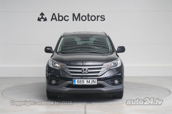 Melns Honda CR-V 2014 Tallina, ar dzinēja tilpumu 2.00 L un nobraukumu 188 tūkst. km par 12490 €, foto 2 vietnē AUTOMOTO.COM.LV