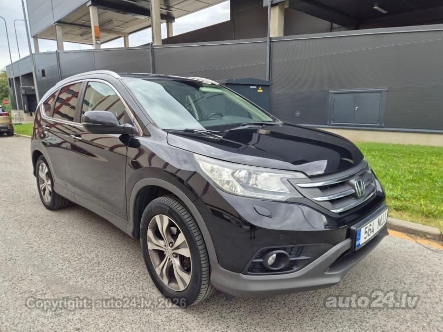 Black Honda CR-V 2014 in Tallinn, with an engine capacity of 2.00 L and mileage of 221 thousand km for 10990 €, photo 4 on AUTOMOTO.COM.LV