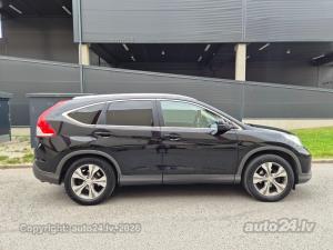 Black Honda CR-V 2014 in Tallinn, with an engine capacity of 2.00 L and mileage of 221 thousand km for 10990 €, photo 5 on AUTOMOTO.COM.LV
