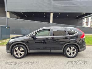 Black Honda CR-V 2014 in Tallinn, with an engine capacity of 2.00 L and mileage of 221 thousand km for 10990 €, photo 6 on AUTOMOTO.COM.LV