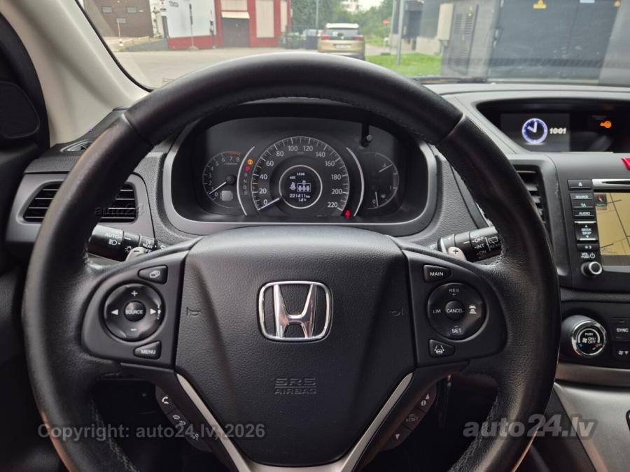 Black Honda CR-V 2014 in Tallinn, with an engine capacity of 2.00 L and mileage of 221 thousand km for 10990 €, photo 13 on AUTOMOTO.COM.LV