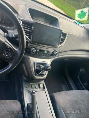 Melns Honda CR-V 2014 Tallina, ar dzinēja tilpumu 1.60 L un nobraukumu 215 tūkst. km par 11500 €, foto 5 vietnē AUTOMOTO.COM.LV