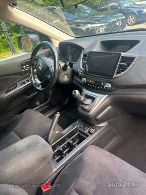 Melns Honda CR-V 2014 Tallina, ar dzinēja tilpumu 1.60 L un nobraukumu 215 tūkst. km par 11500 €, foto 8 vietnē AUTOMOTO.COM.LV