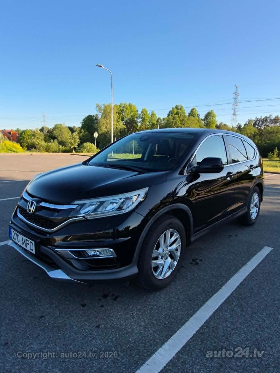 Black Honda CR-V 2015 in Tallinn, with an engine capacity of 1.60 L and mileage of 228 thousand km for 11000 €, photo 1 on AUTOMOTO.COM.LV