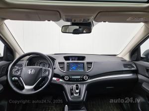 Black Honda CR-V 2015 in Tallinn, with an engine capacity of 1.60 L and mileage of 153 thousand km for 10500 €, photo 11 on AUTOMOTO.COM.LV