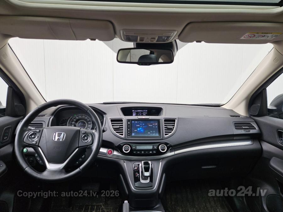 Black Honda CR-V 2015 in Tallinn, with an engine capacity of 1.60 L and mileage of 153 thousand km for 10500 €, photo 11 on AUTOMOTO.COM.LV