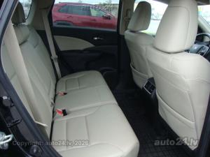 Black Honda CR-V 2016 in Tallinn, with an engine capacity of 2.00 L and mileage of 84 thousand km for 15800 €, photo 10 on AUTOMOTO.COM.LV