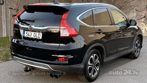 Black Honda CR-V 2017 in Voru, with an engine capacity of 2.00 L and mileage of 151 thousand km for 13900 €, photo 5 on AUTOMOTO.COM.LV