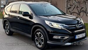 Black Honda CR-V 2017 in Voru, with an engine capacity of 2.00 L and mileage of 151 thousand km for 13900 €, photo 7 on AUTOMOTO.COM.LV