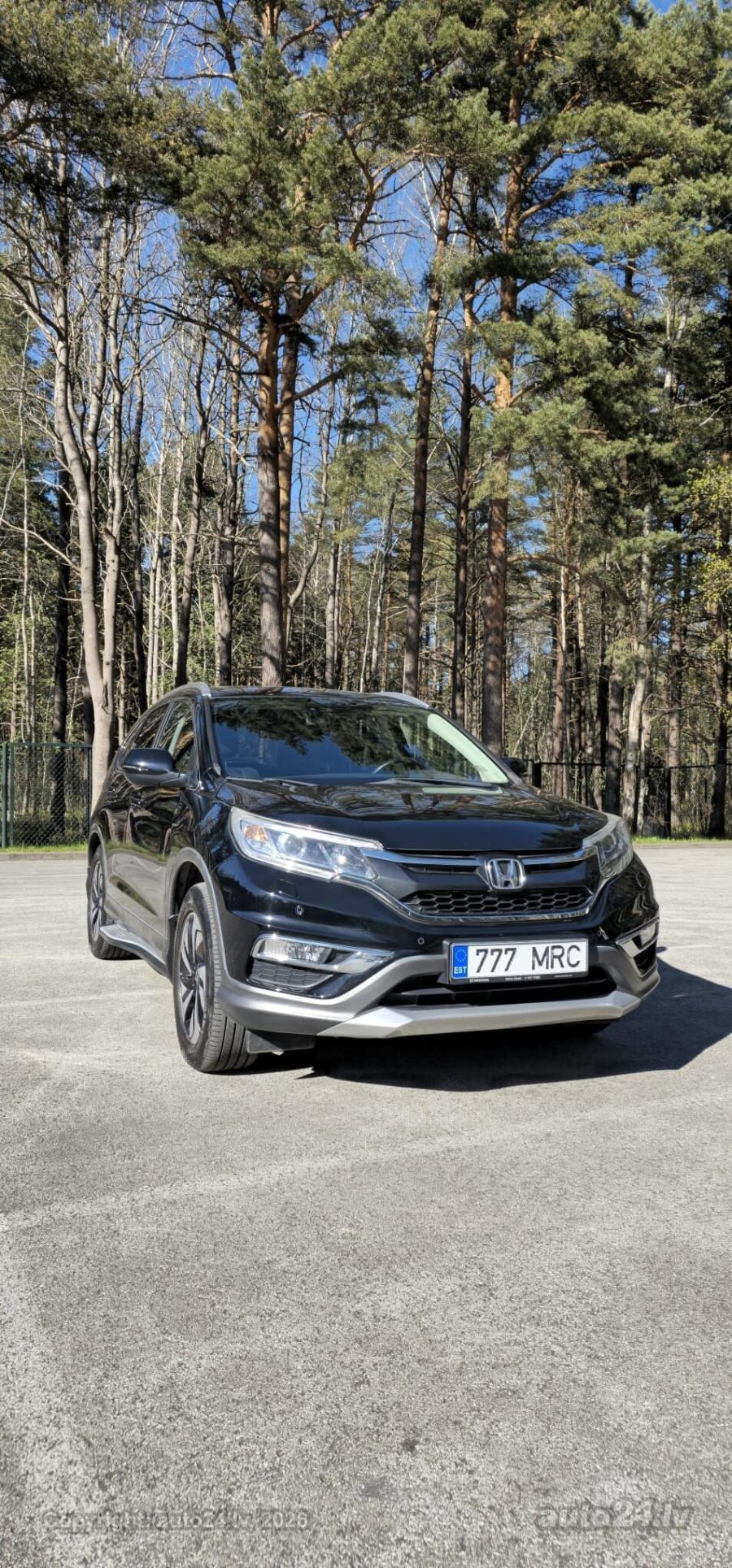 Melns Honda CR-V 2017 Tallina, ar dzinēja tilpumu 1.60 L un nobraukumu 105 tūkst. km par 17500 €, foto 3 vietnē AUTOMOTO.COM.LV