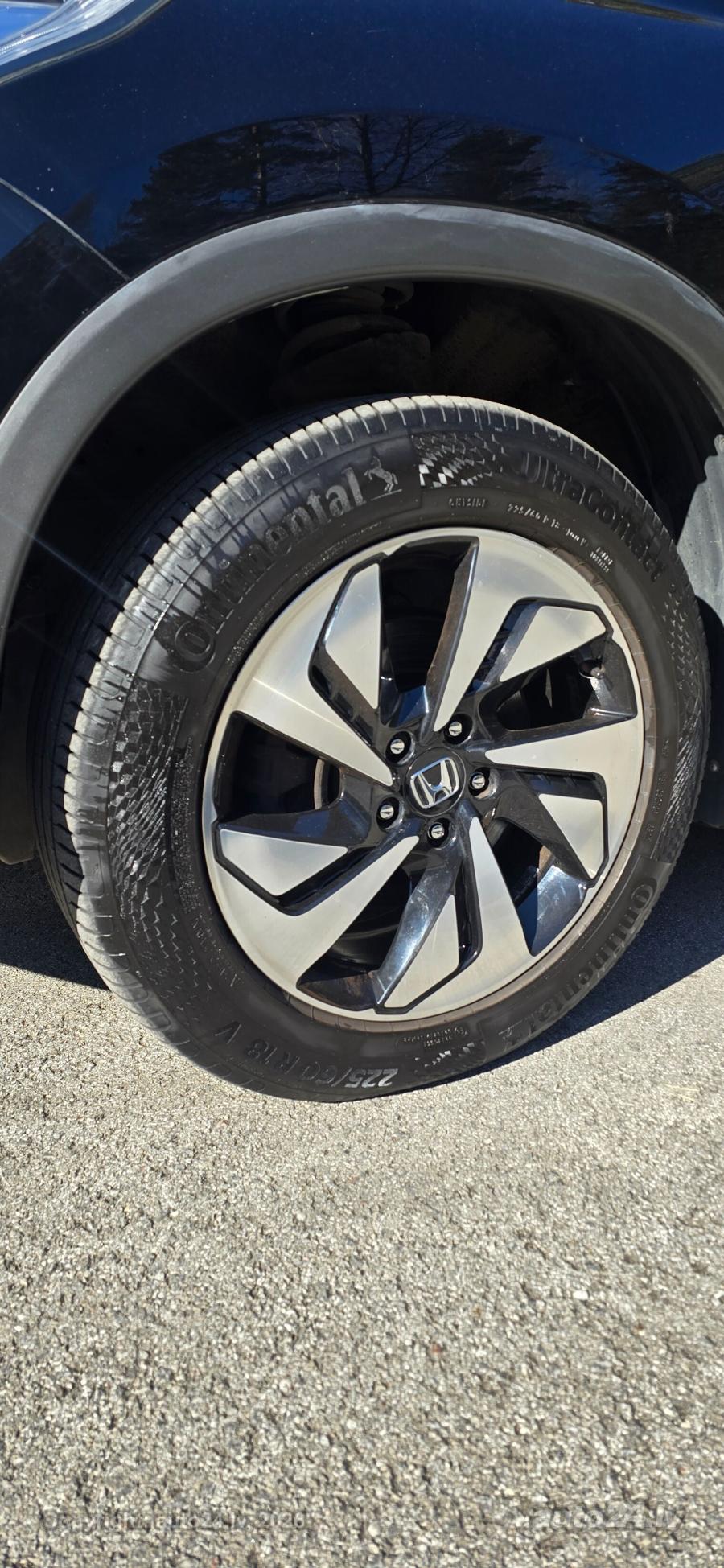 Melns Honda CR-V 2017 Tallina, ar dzinēja tilpumu 1.60 L un nobraukumu 105 tūkst. km par 17500 €, foto 17 vietnē AUTOMOTO.COM.LV