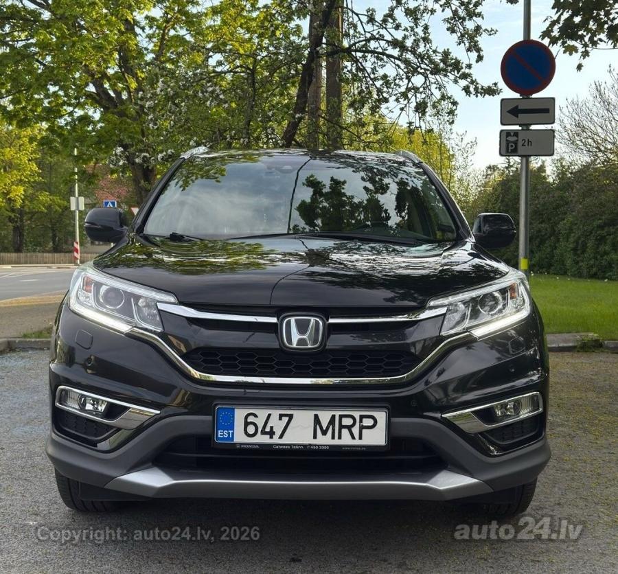 Melns Honda CR-V 2017 Tallina, ar dzinēja tilpumu 2.00 L un nobraukumu 138 tūkst. km par 14000 €, foto 3 vietnē AUTOMOTO.COM.LV