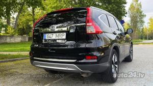 Melns Honda CR-V 2017 Tallina, ar dzinēja tilpumu 2.00 L un nobraukumu 138 tūkst. km par 14000 €, foto 6 vietnē AUTOMOTO.COM.LV
